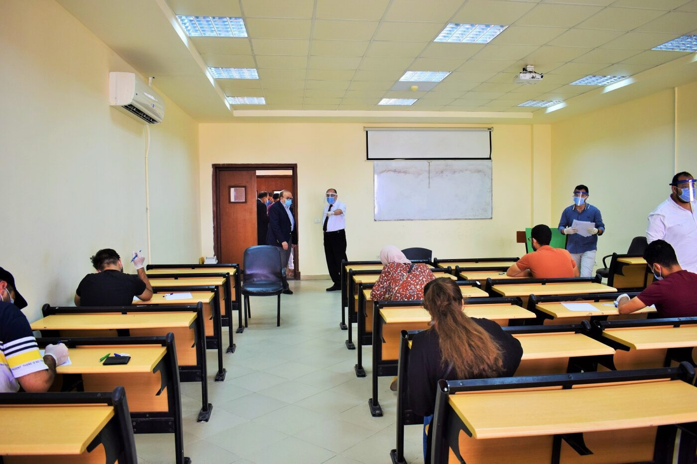 The President of SU checks senior student exam's operation at Arish ...